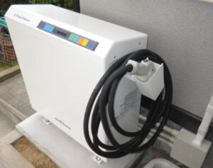 ニチコンV2HのプレミアムPlus（プラス）モデルを完全攻略！特徴・施工・価格すべて解説 - 住宅用V2H.com